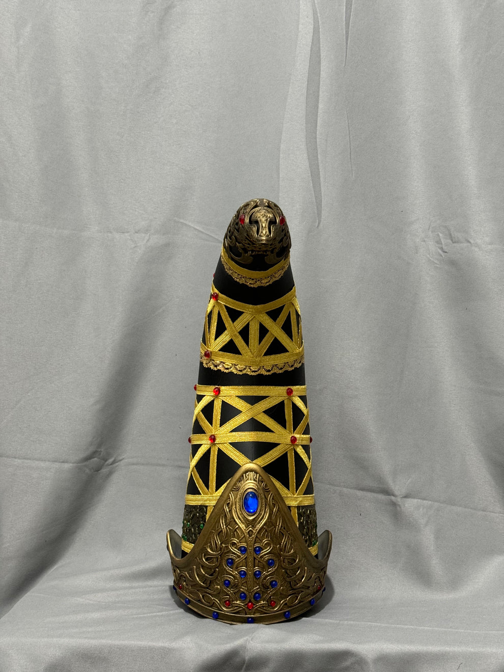 3D Printed Queen's Crescent Crown Cosplay Prop Buy – CosplaySparks