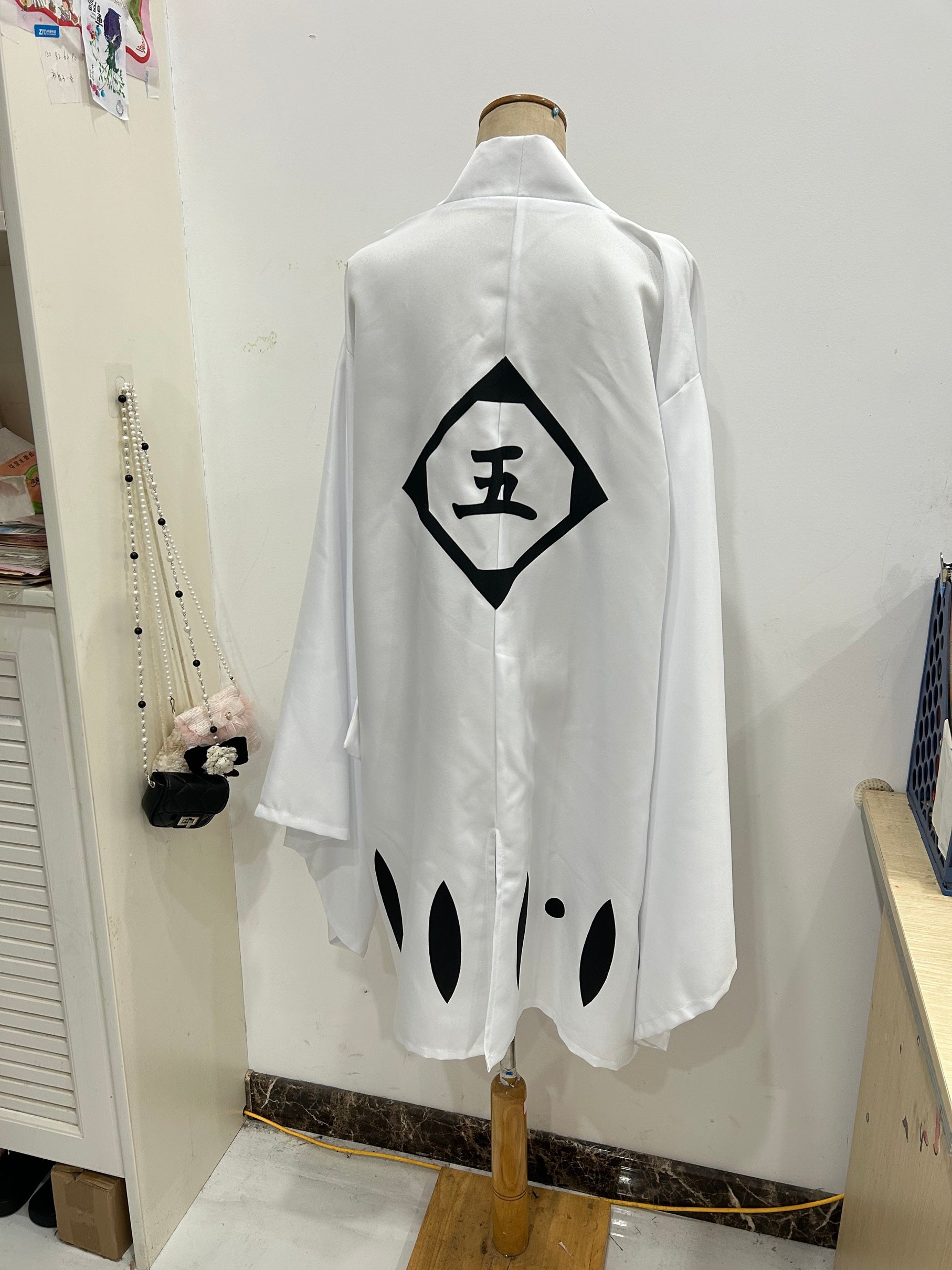 Aizen Captain Coat Cosplay for Sale – CosplaySparks