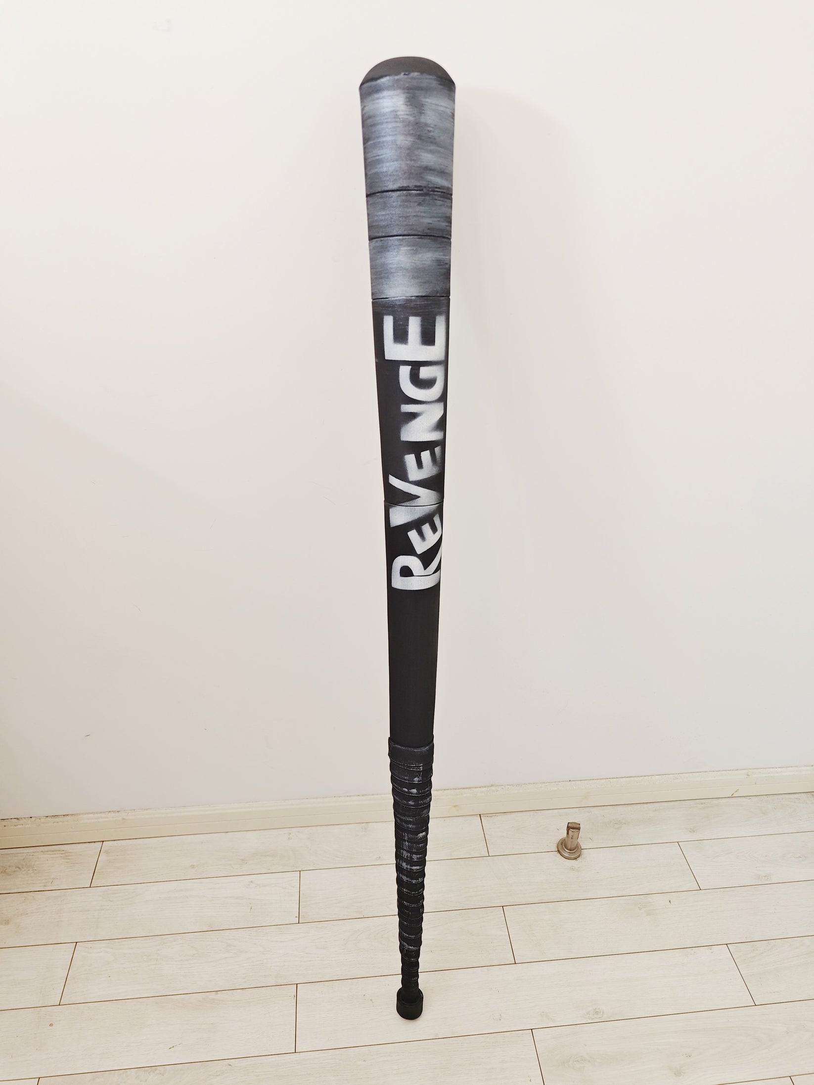 Limbus Heathcliff Weapon Cosplay for Sale – CosplaySparks