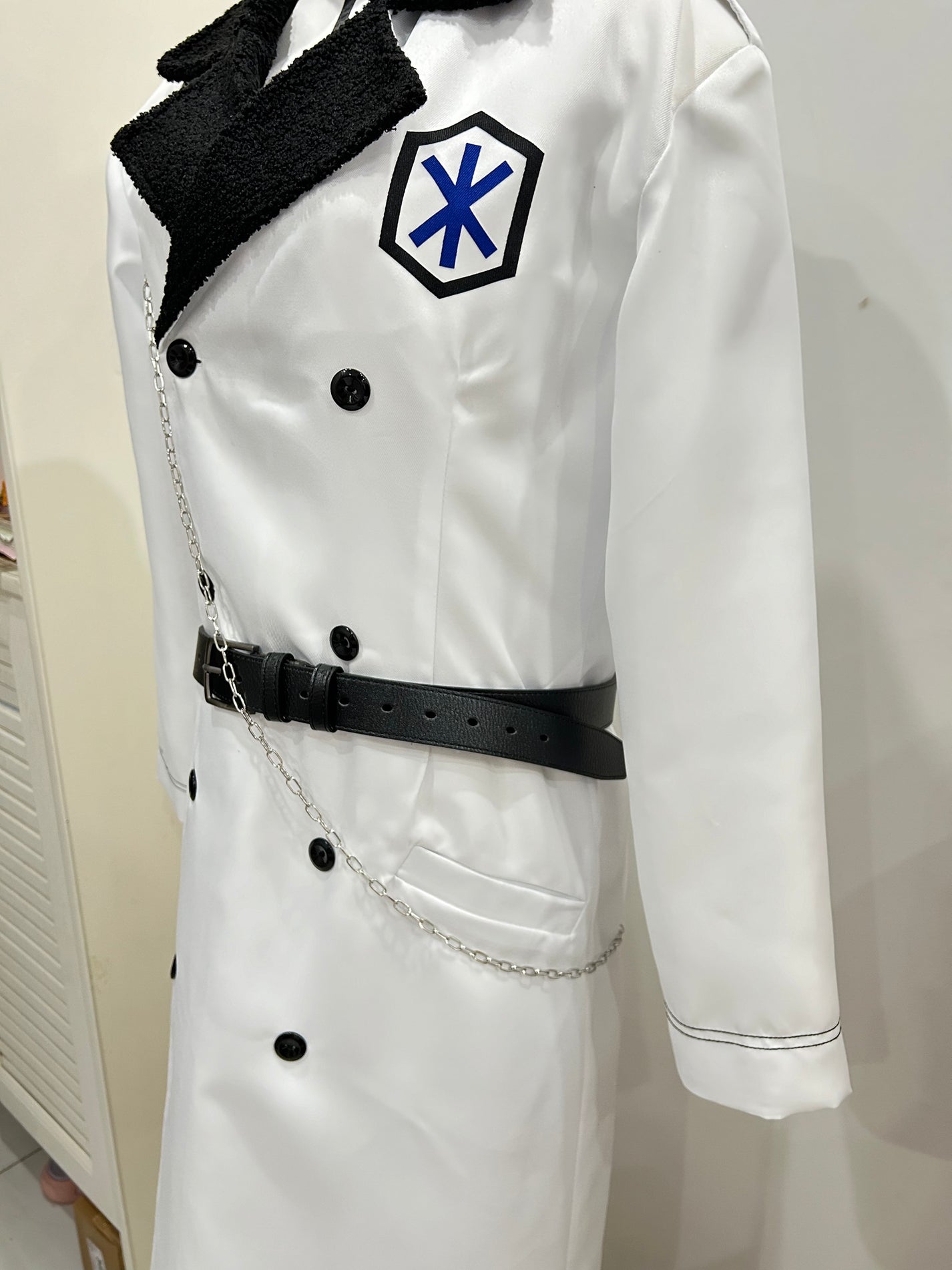 Toshiro Hitsugaya Quincy Outfit Cosplay Buy – CosplaySparks